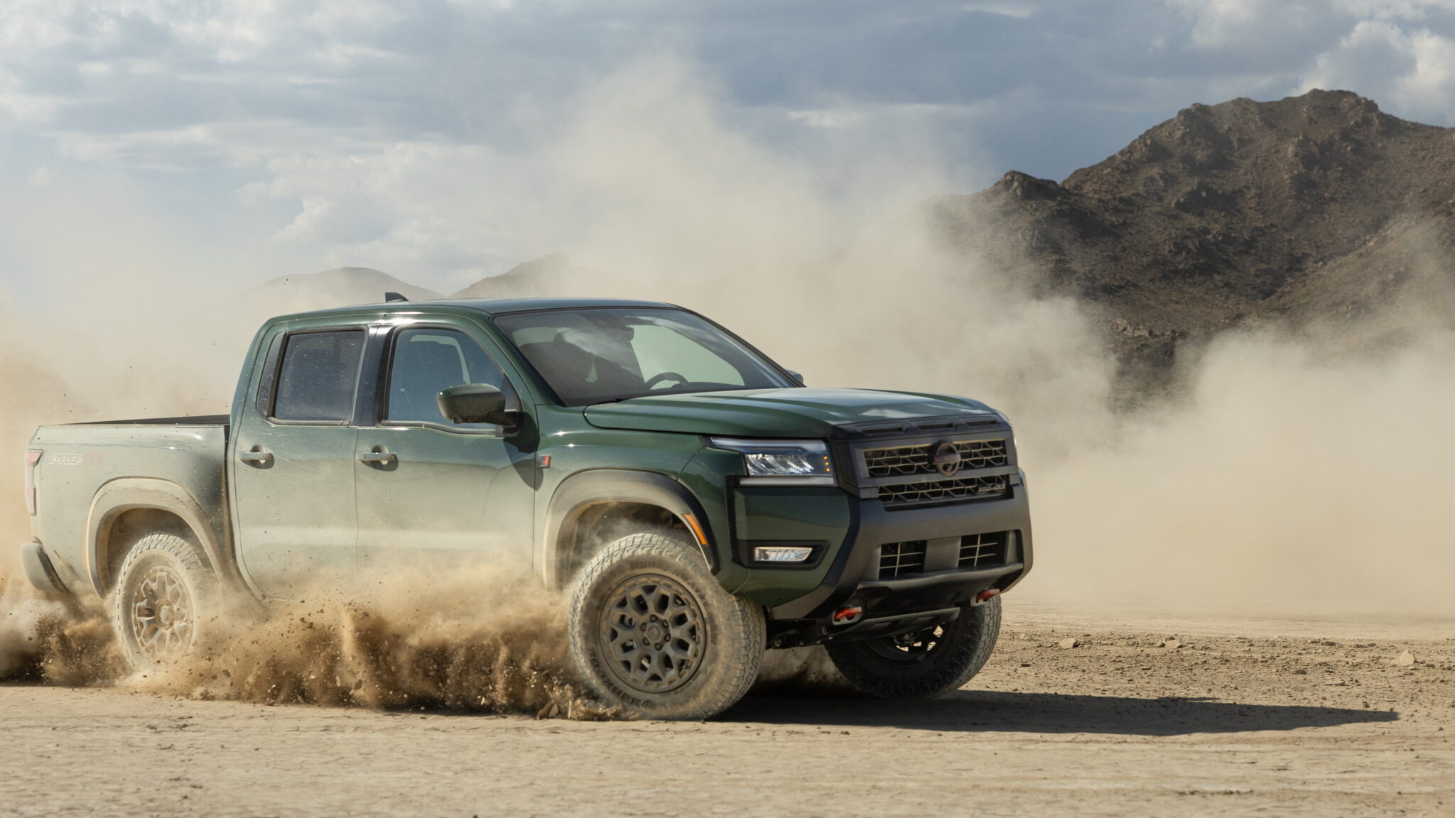 Nissan’s 2026 Frontier Pro-4X Costs Less Than A Loaded Tacoma And Doesn ...