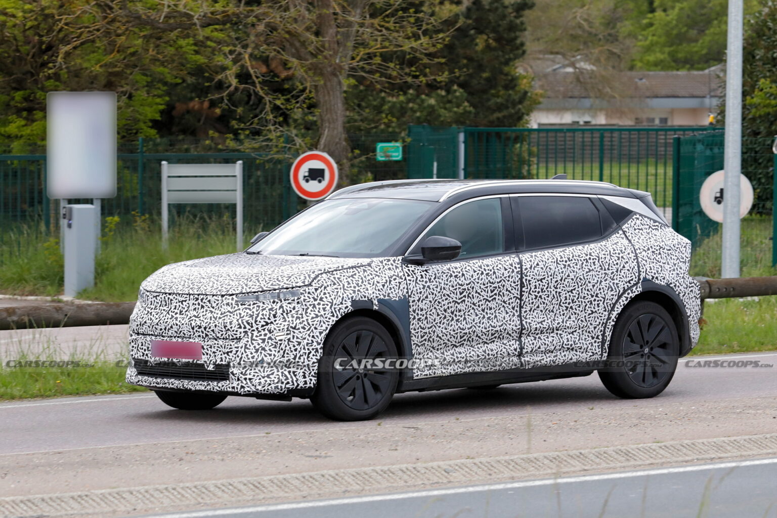 Renault’s Electric Scenic Is Already Getting A Refresh Just Over Two ...