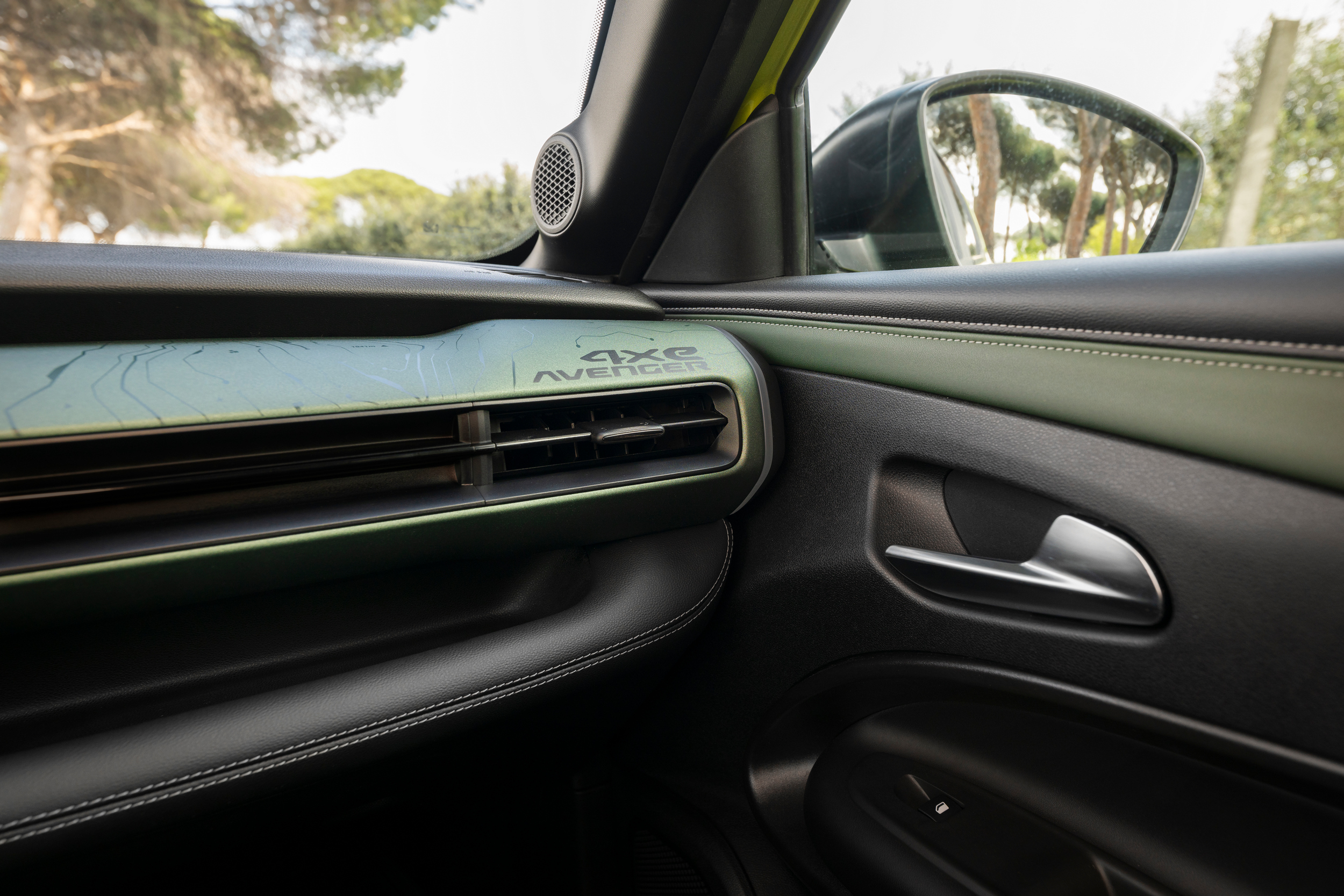 Jeep’s Refreshed Avenger Gets A Classier Cabin And New Turbo Engine ...