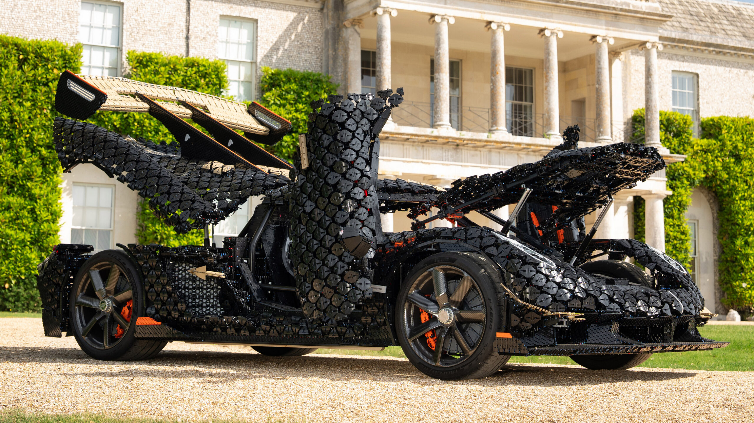 This 69-MPH Life-Size Koenigsegg Is The Fastest Drivable Lego Ever ...