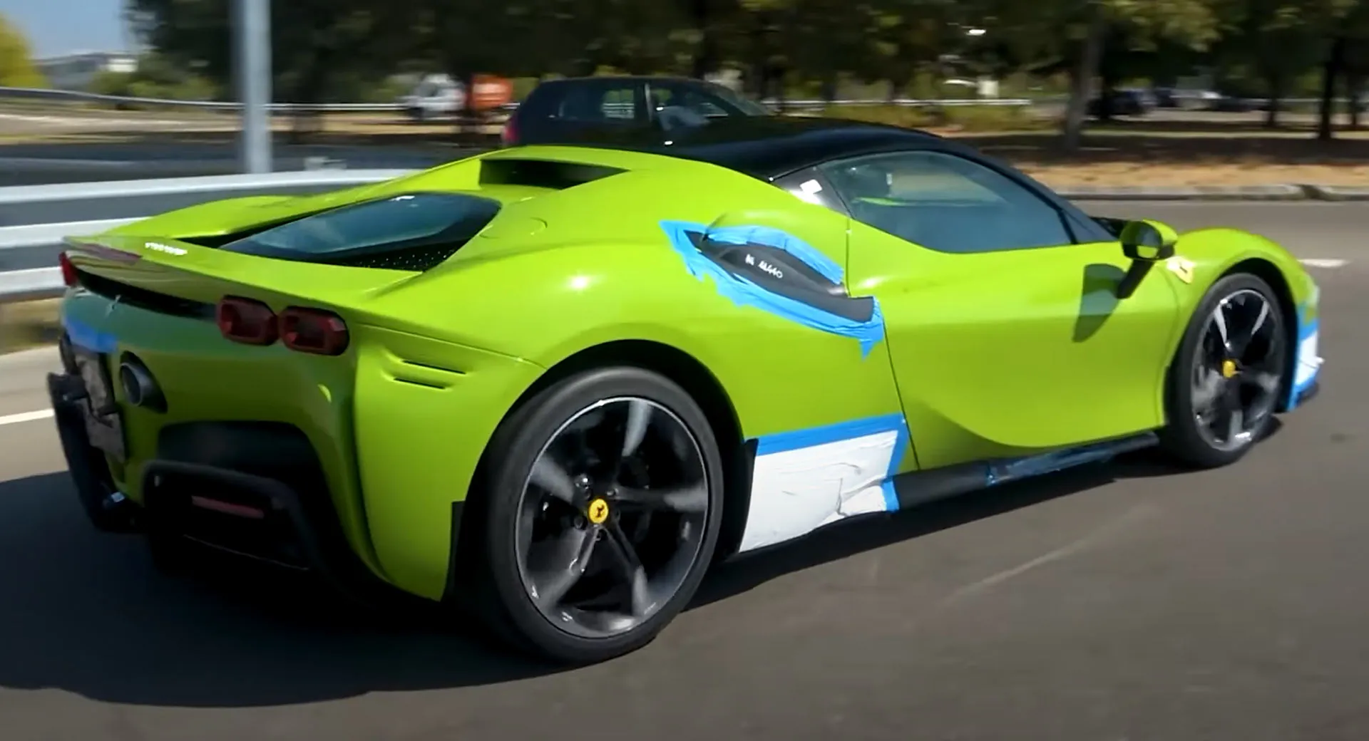 Video - FERRARI SF90 Stradale... verde Lambo | BMW FAQ Club