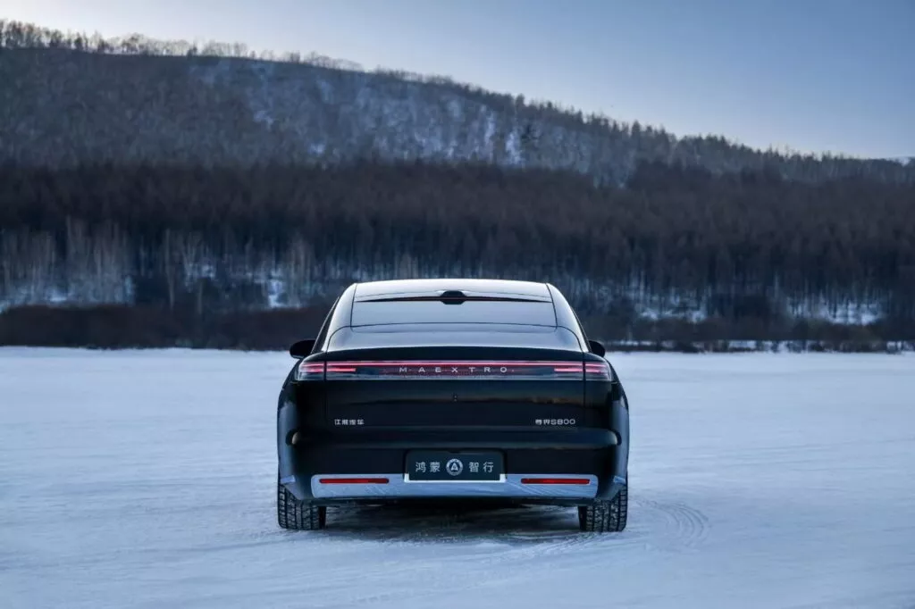 SAS] 화웨이 + JAC = 마에스트로 선보이는 초 럭셔리 세단 S800 : 클리앙