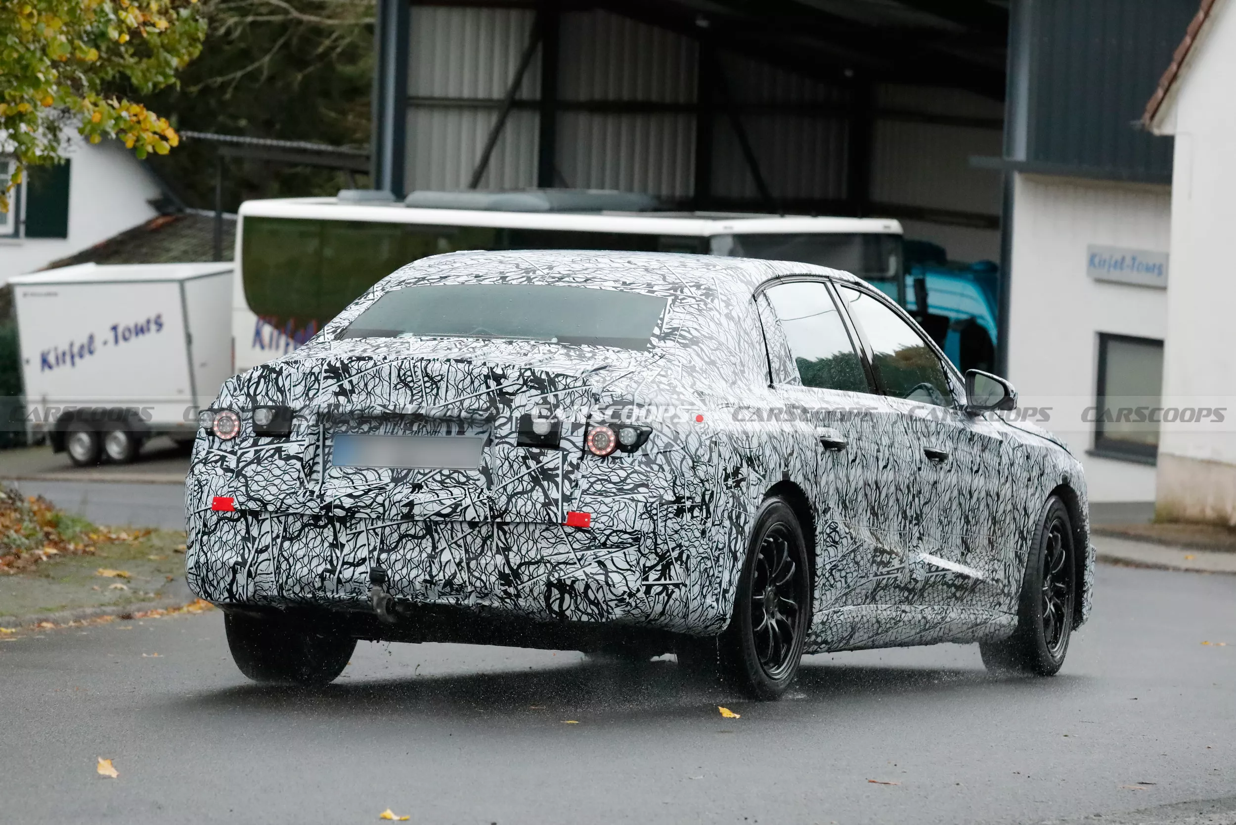 Mercedes-Benz E-Klasse EQ | AutoWeek